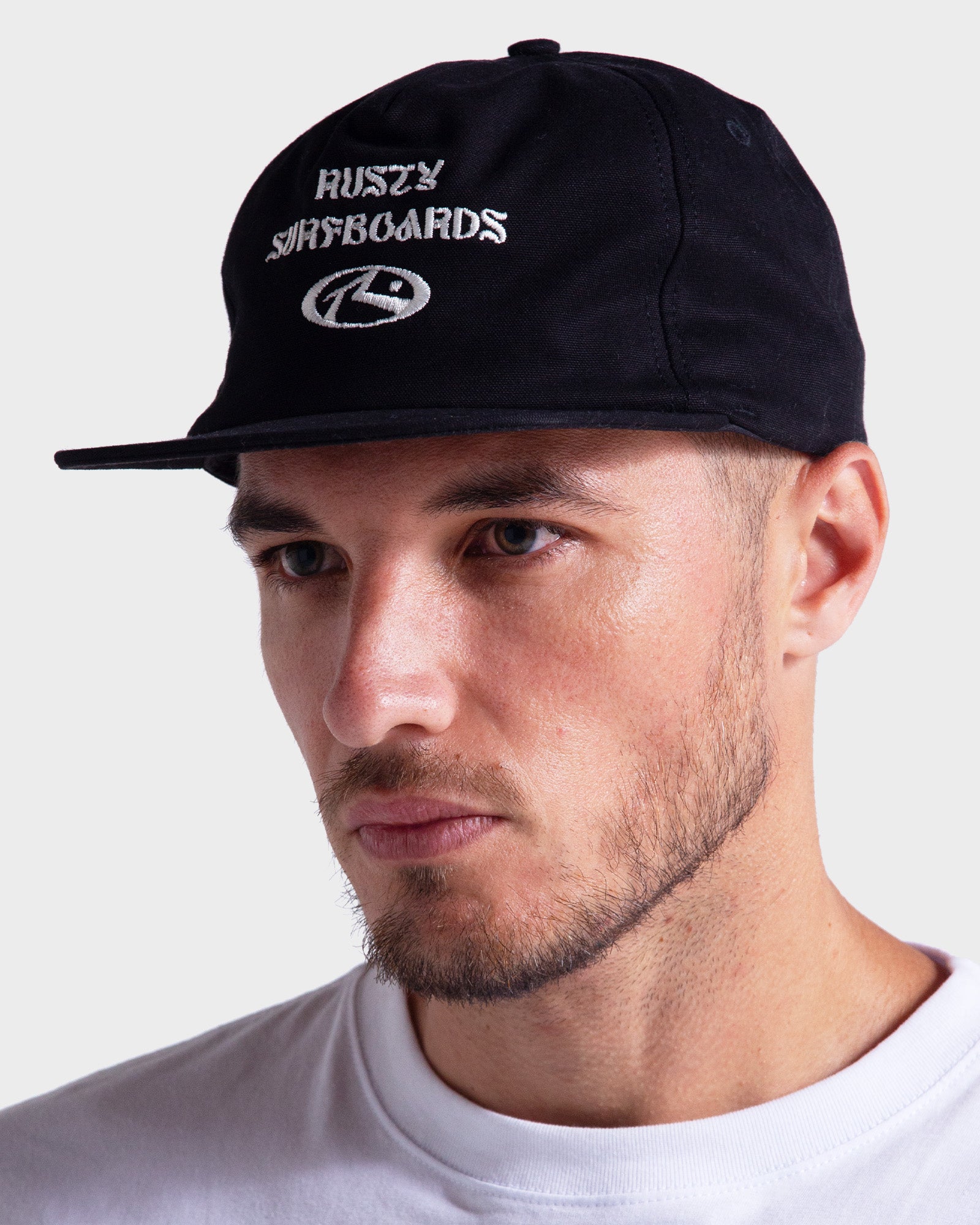 Bonés Rusty: Aba Reta e Curva, Trucker e mais – RustyBrasil