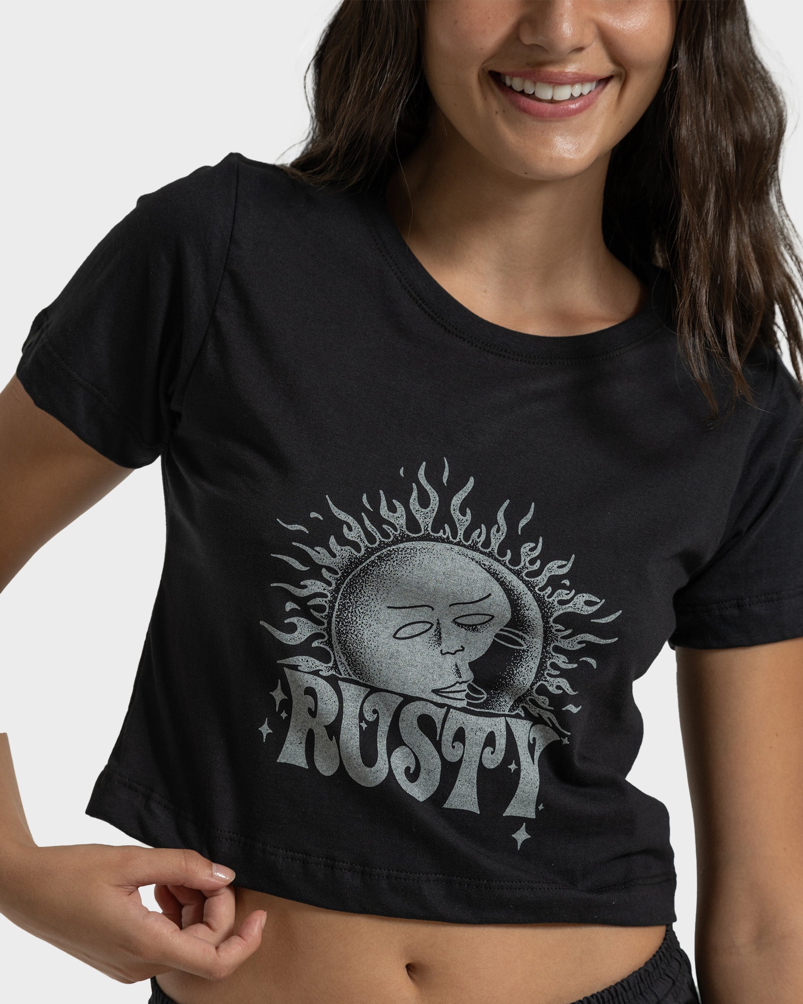 Camiseta Cropped Rusty Moon Preta – RustyBrasil